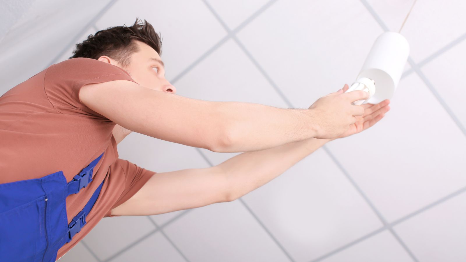 How to Troubleshoot Common Electrical Problems - MEB Total